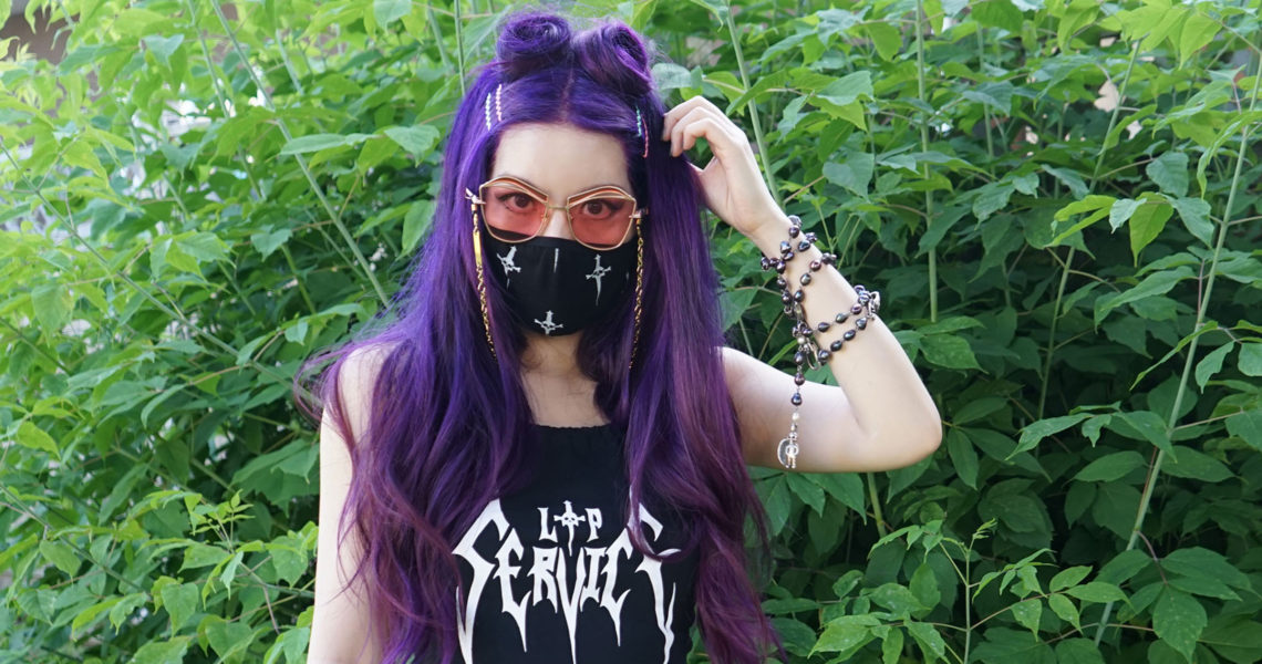 How to Style a Face Mask to Look Fashionable – Home in Canada